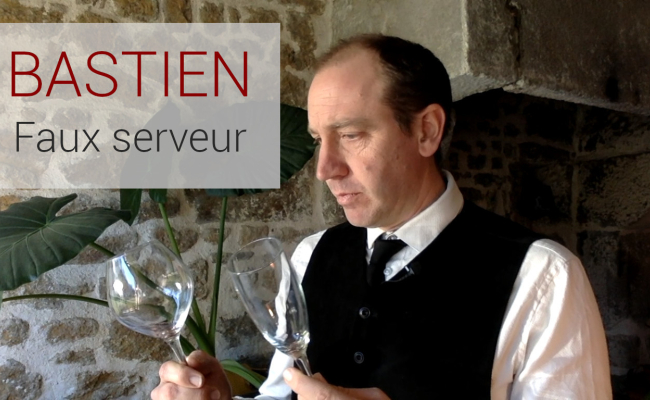 Bastien, un faux serveur attentionné - Animation Inclassable par Bastoon