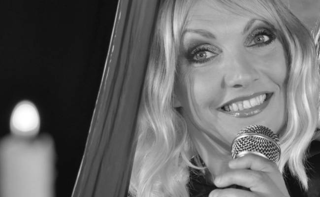 Chanteuse Jazzy ambiance lounge - Chanteur et Chanteuse par Lydia ...